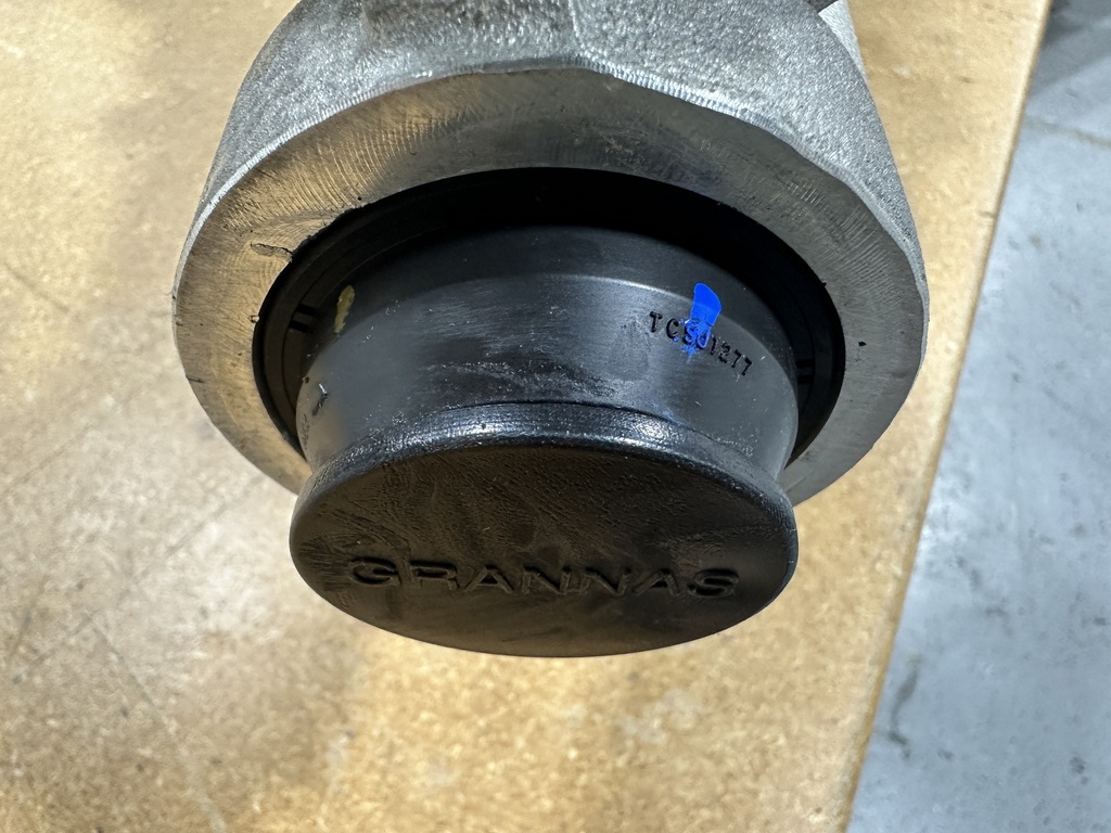 Tailshaft Plug for Tremec T56 Magnum (31 spline) plastic output plug ...
