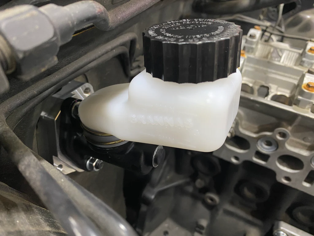 Grannas Racing RHD Master Cylinder Reservoir Tilton | Grannas Racing